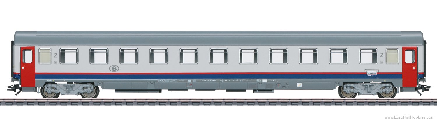 Marklin 43524 HO SNCB "EC 90 Vauban" Express Train Passenger