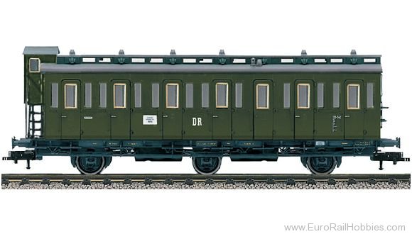 Fleischmann 507002 HO DR 3-axle compartment coach with brakeman's