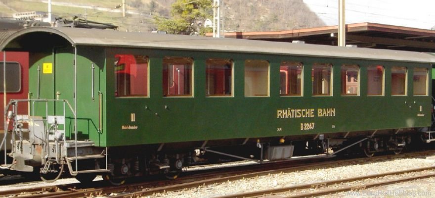 Bemo 3235147 HOm Historic Coach B 2247 of the RhB