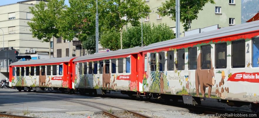 Bemo 3253140 HOm Einheitswagen B 2319 of the RhB