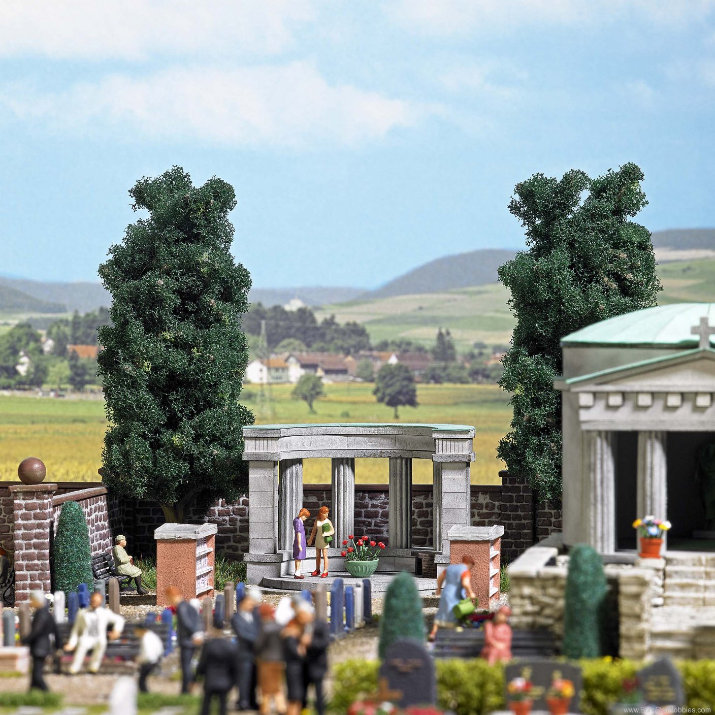 Busch 1568 HO Colonnade (Kit)