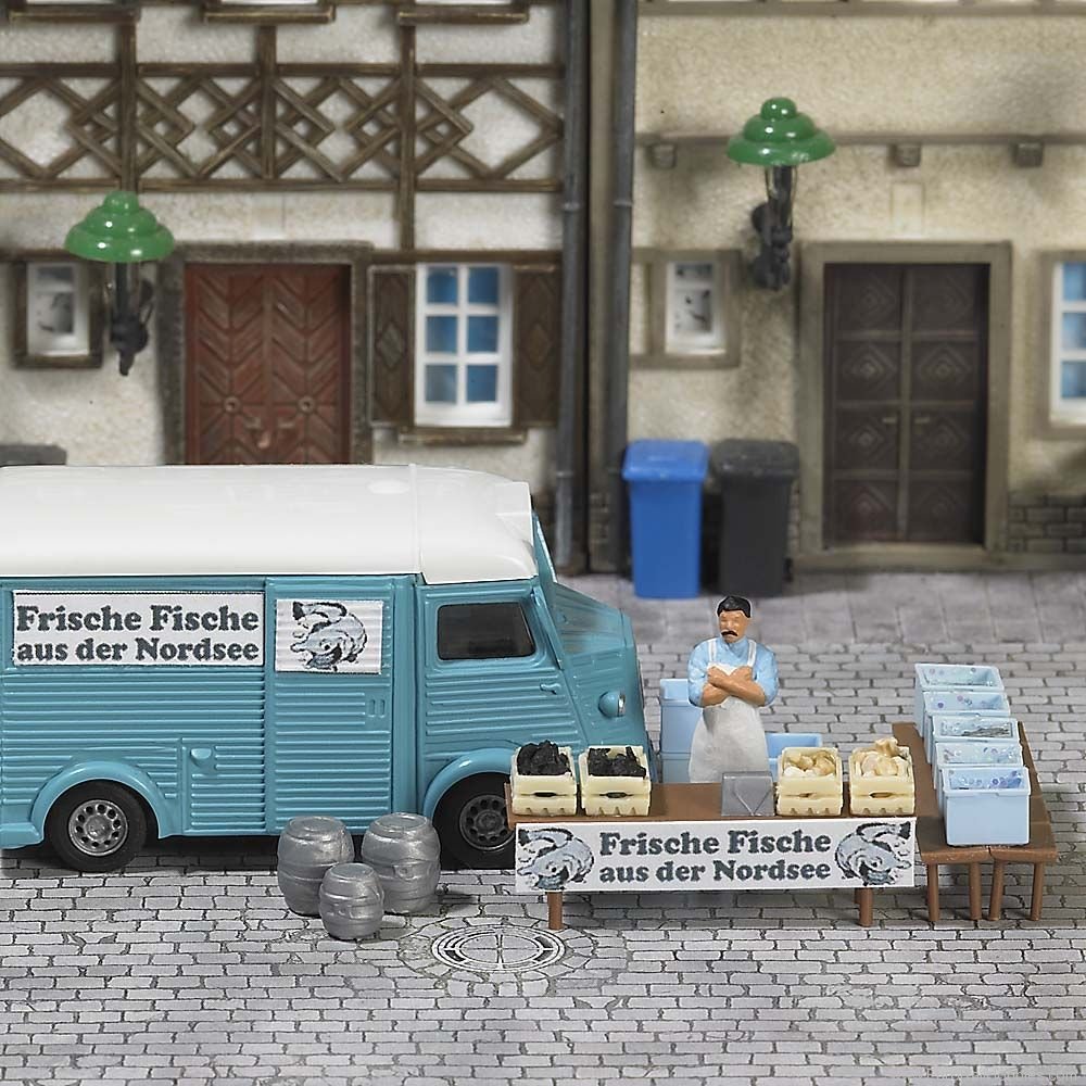 Busch 7708 HO Mini World 'Market Stand Fish'