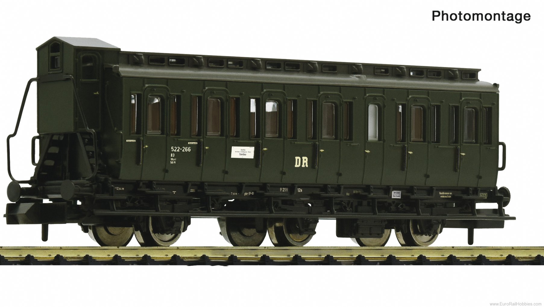 Fleischmann 6260007 N 2nd class compartment coach, DR