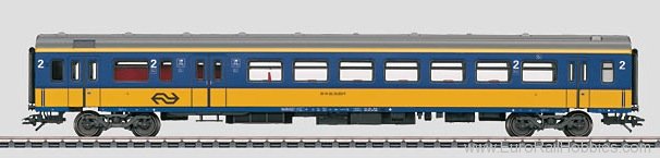 Marklin 42654 HO Express Train Passenger Car. (ICR-BKD