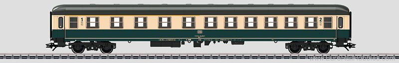 Marklin 43932 HO DB 1st Class Express Train Passenger
