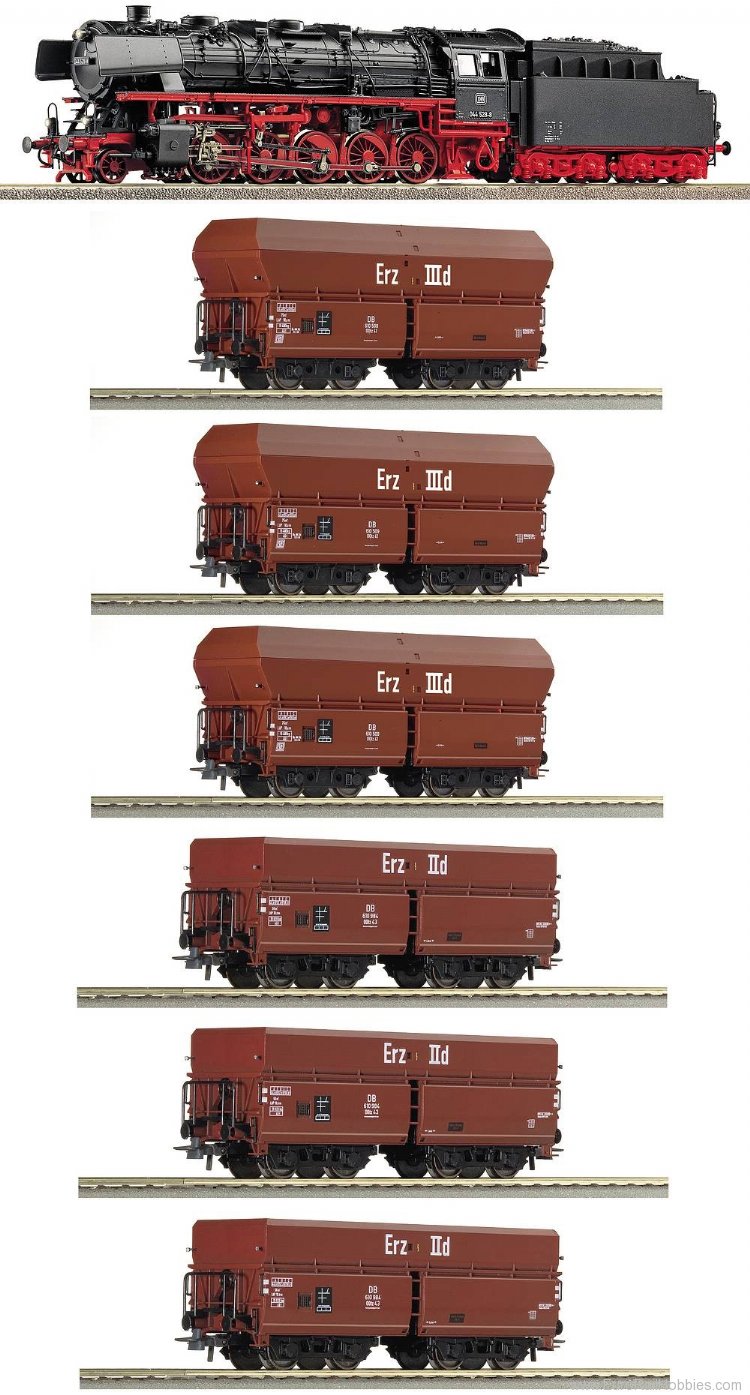 Roco 41300 HO Digital starter set: The BR 44 hauls