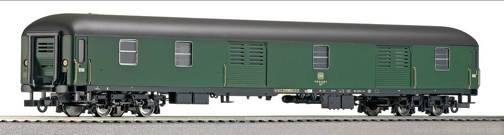Roco 44756 HO Express Train Baggage Coach