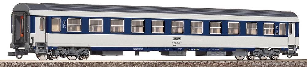 Roco 45818 HO SNCF Slumber coach 2nd class, Corail