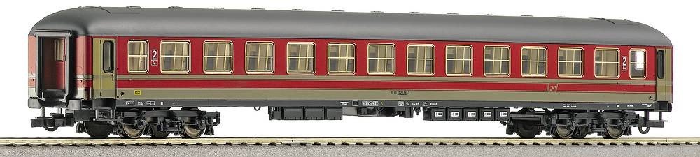 Roco 45825 HO FS Express Train Passenger car UIC-X