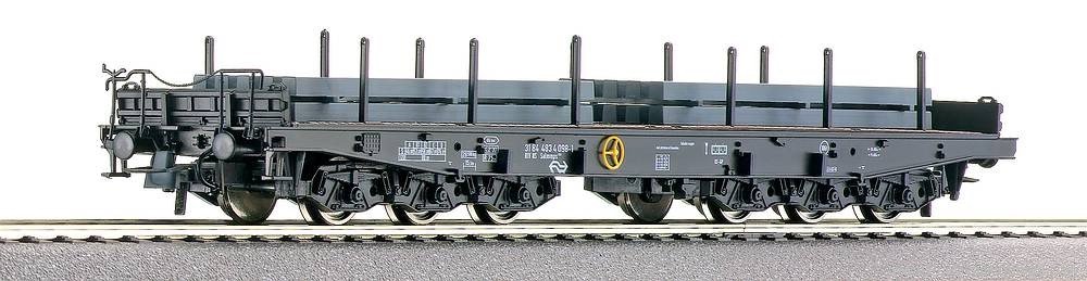 Roco 46551 HO Heavy duty flat car of the NS
