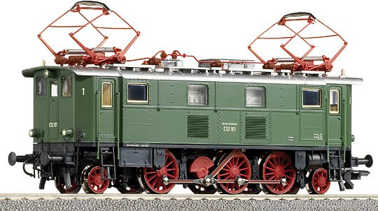 Roco 63850 HO Electric Locomotive BR E32 DB