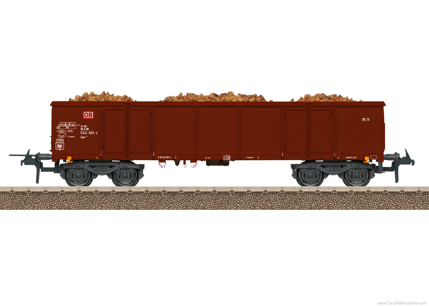 Trix 33924 HO Trix Express Club Car for 2024 (2024